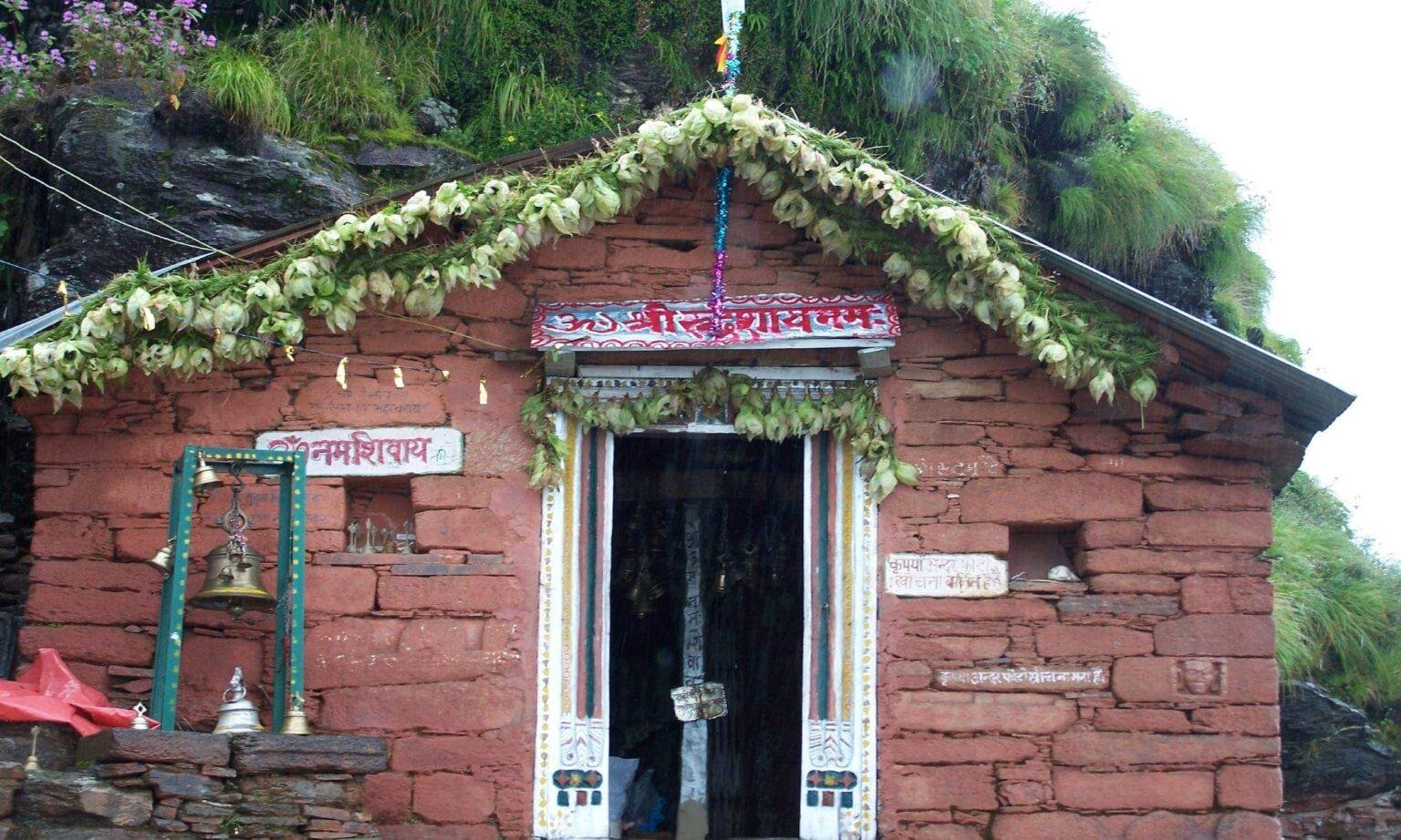 Best Religious & Pilgrimage Places to Visit in Uttarakhand