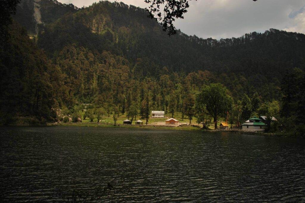 Dodital Trek | Dodital Lake Trekking Tour in Himalayas | Bon Travel India