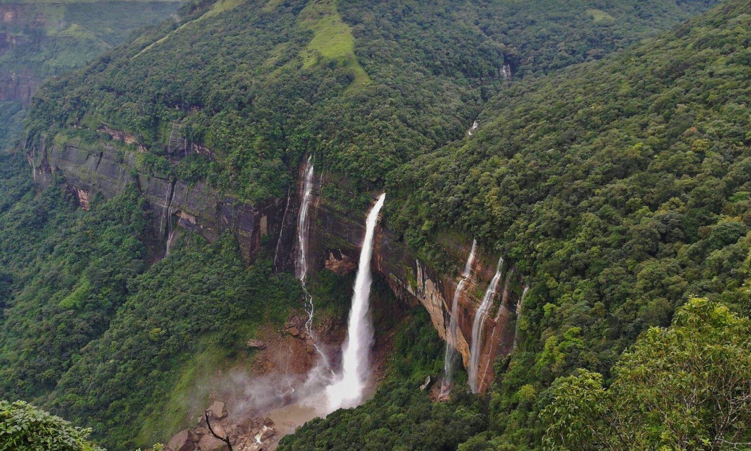 Shillong - Cherrapunji Tour Package | Upto 30% Off