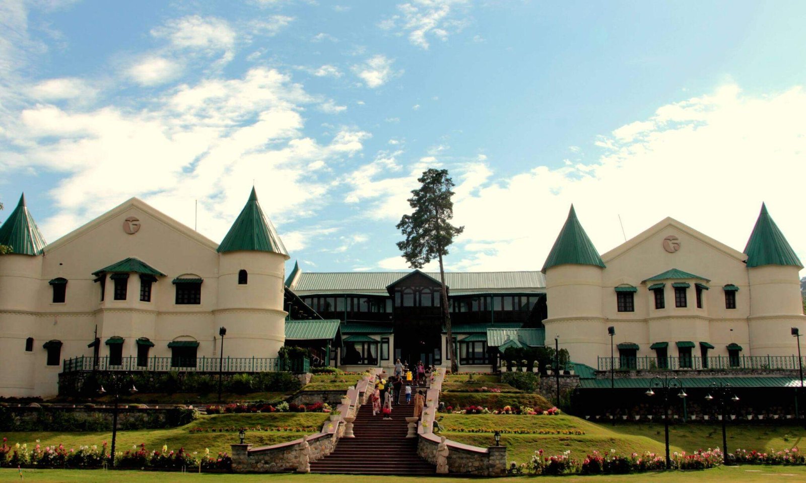 Mussoorie Tourism – Top Tourist Places in Mussoorie | Bon Travel