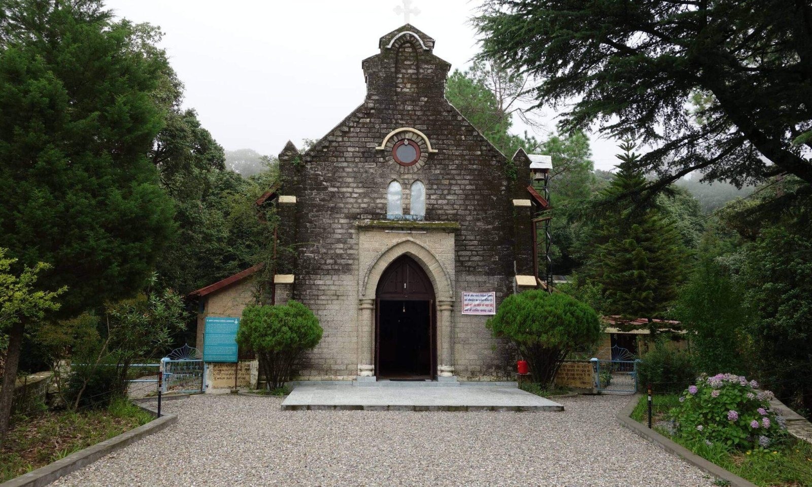 Lansdowne Hill Station in Uttarakhand – Best Tourist Places to Visit