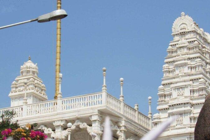 12 Popular Temples to Visit in Telangana, South India | Bon Travel India