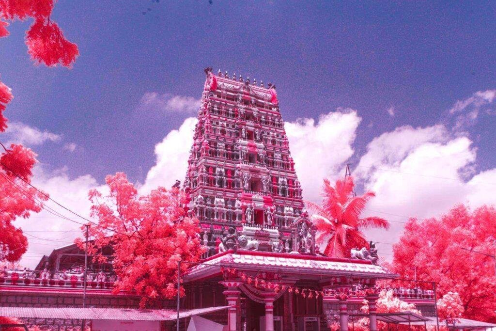 12 Popular Temples to Visit in Telangana, South India | Bon Travel India