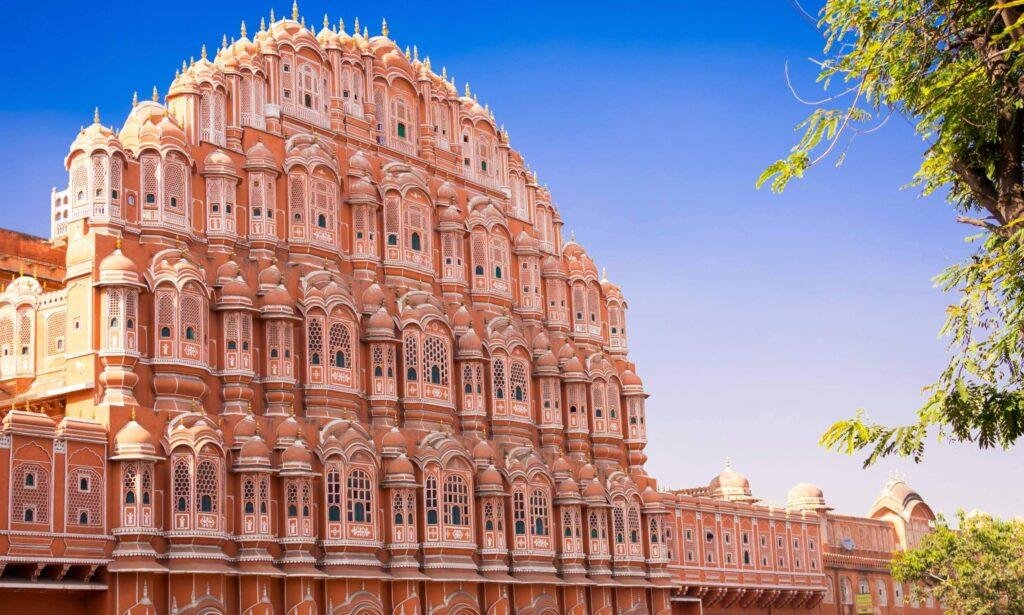 4 Nights 5 Days Itinerary for Jaipur Udaipur Tour in Rajasthan | Bon ...
